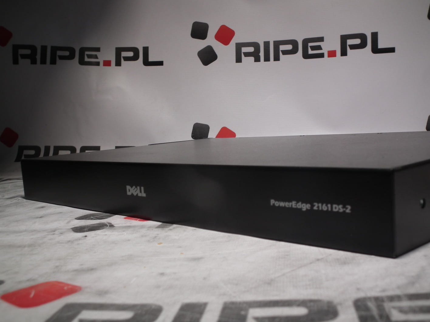 KVM Dell PowerEdge 2161 DS-2 0CK318 RIPE.pl Poleasingowe Serwery ...